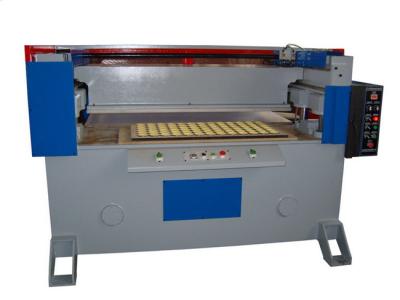 Cina Tagliatrice di plastica automatica piena per i prodotti di tessuti/la tagliatrice domestici del tessuto in vendita