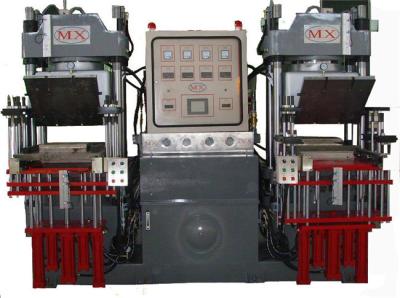 China De rubbercompensatie van de Vulcaniseerapparaat Automatische Druk voor Thermosetting Plastieken Te koop