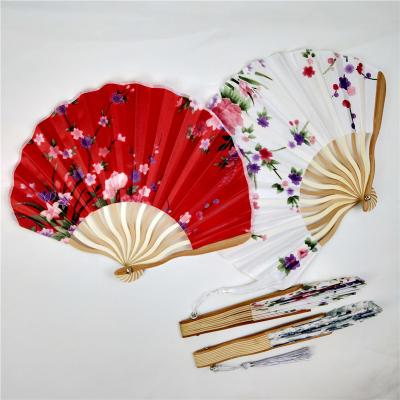 China New Arrival Factory Price Seashell Flower Bamboo Hand Held Fabric Fan Bamboo Wood Fans for sale