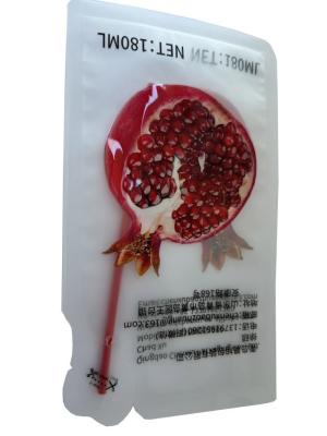Cina 180 ml Sacchetto stampato a tre lati a forma libera per alimenti liquidi con paglia in vendita