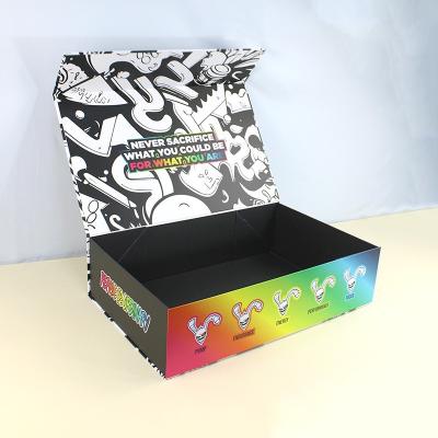 Cina OEM Matte Lamination Magnetic Gift Box per soluzioni di imballaggio professionale in vendita