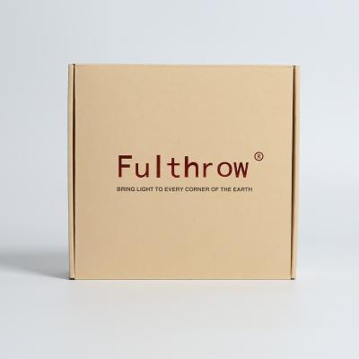 China Logotipo en relieve Caja corrugada Kraft para bolsas Embalaje Diseño personalizado y reciclable en venta