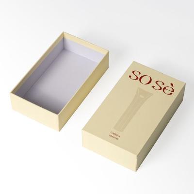 China OEM ODM Paper Gift Box Packaging Stress Resistance With Embossing Logo for sale