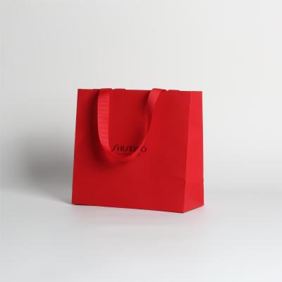 Cina Borse di carta di marca personalizzate riciclabili, Borse di carta al dettaglio all' ingrosso in vendita