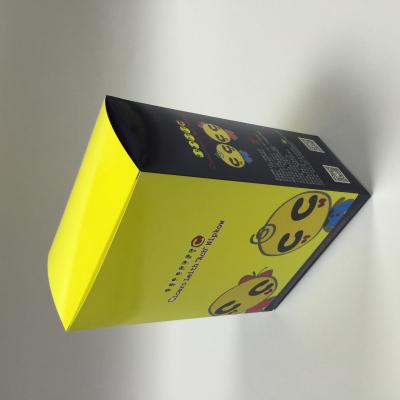 China CMYK 4 Color Offset Printing Reverse Tuck Box With Window And Magnetic Flap Closure for sale
