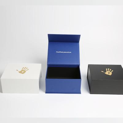 China Foldable Magnetic Closure Gift Box Custom Printed Luxury Cardboard Packaging Box for sale