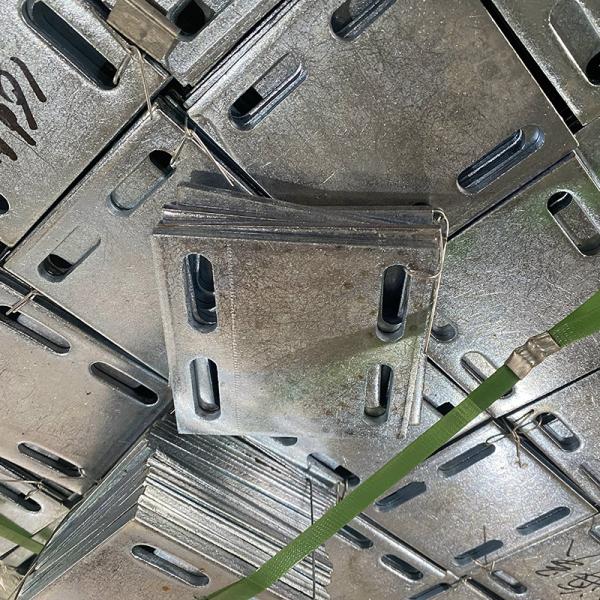 Quality Industrial Grade Durable Black Embedded Steel Plate ISO9001 150*150 180*180 for sale