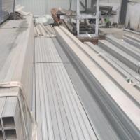 China Hot Dipped Galvanized Rectangular Square Pipe with 40-275g/m² Zinc Coating and Decorative Flower Surface Patterns for sale
