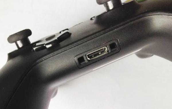 2.4G無線振動XBOX 1 Gamepad/X箱1のコントローラー