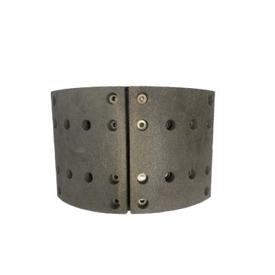 China Zapatos de freno adecuados para FAW y otros camiones AZ9761450100 Personalizado por Original en venta