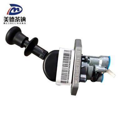 Cina SINOTRUK HOWO originale ricambi di autocarro filtro del carburante valvola del freno a mano 3526-10-00322 in vendita