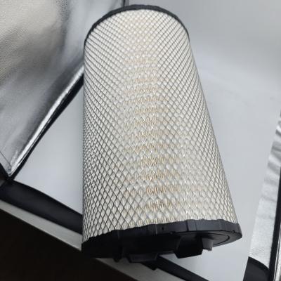 Chine Améliorez les performances de votre camion lourd avec le filtre à air moteur 3046 de taille standard à vendre