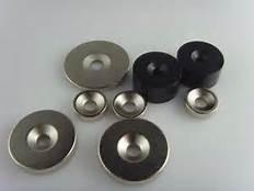 China Strong permanent pot magnet with countersink for sale