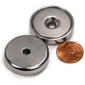China N52 highest grade neodymium magnet with countersink magnets with M5 thread for sale
