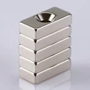 China Neodymium Pot magnets/Cup Magnets With Countersunk Holes in Screws & Hooks for sale