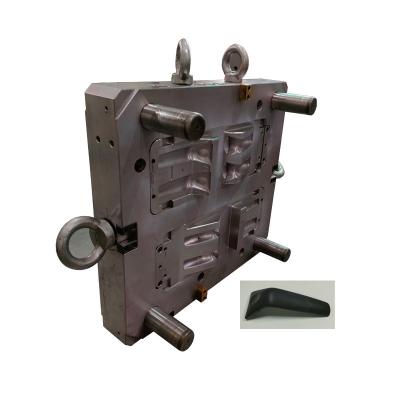 Cina CNC Turning Abs Injection Moulding Process 60 HRC  Multi Cavity in vendita
