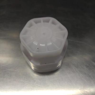 Cina lo stampaggio ad iniezione di plastica di precisione di 0.005mm, muffa di plastica della multi cavità muore creatore in vendita