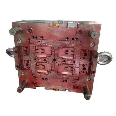 Cina Hot Runner 0.010-0.002mm Precision Plastic Injection Tooling With Polishing Finish in vendita