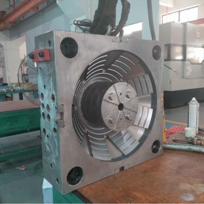 Cina Strumenti di iniezione in plastica ad alta precisione per lucidare le superfici in vendita
