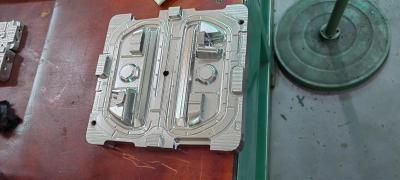 Cina Strumenti per l'iniezione di plastica su misura - processo affidabile S136 Acciaio da muffa in vendita