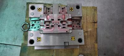 Cina Performance duratura della base di stampo DME per lo stampaggio a iniezione di materie plastiche in vendita