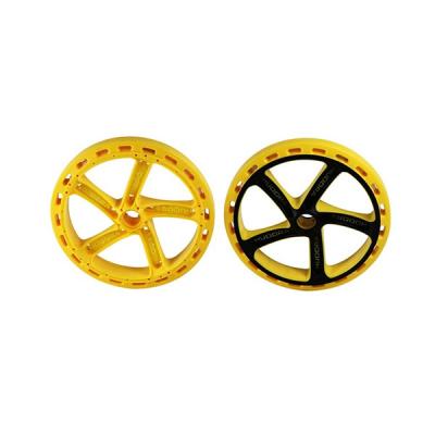 China Dubbel het Geschotene Plastic de Injectie van Toy Car Mold Hot Runner 2k Vormen Te koop
