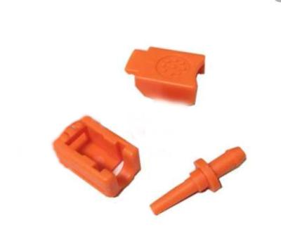 Cina Del metallo del dado dell'inserzione stampaggio ad iniezione le parti di plastica inserisce il trattamento termico di modellatura in vendita