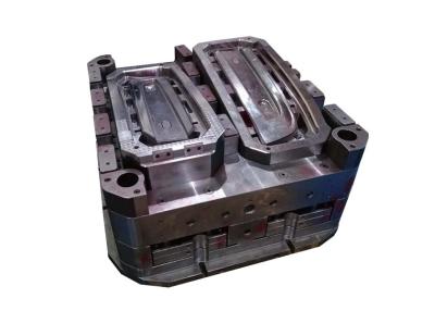 Cina Lavorazione con utensili di plastica dell'iniezione che si dirige verso le attrezzature automatiche Shell Parts in vendita