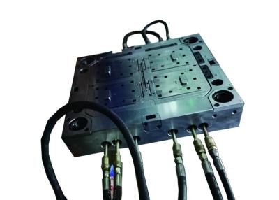 Cina muffa di Pin Point Gate Plastic Injection di precisione di 0.06mm in vendita