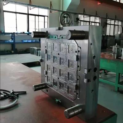 Cina Stampaggio ad iniezione di plastica standard equivalente di HASCO MISUMI FUTABA LKM in vendita