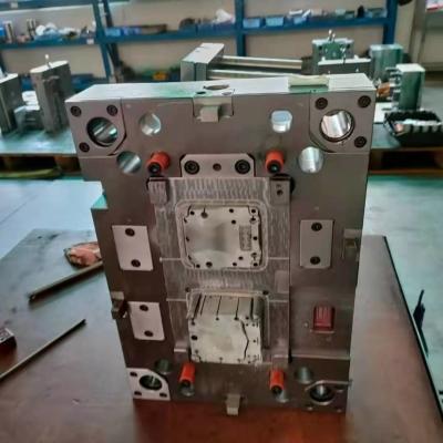 Cina Stampaggio ad iniezione su ordinazione di plastica dello stampaggio ad iniezione del ODM dell'OEM di multi colore in vendita
