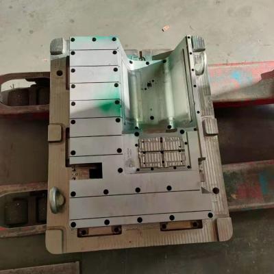 China Douanes45c Automobiel Plastic Injectie het Vormen Enige Veelvoudige Holte Te koop