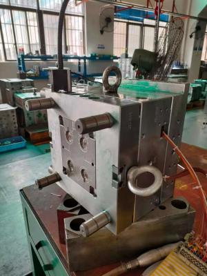 Cina Lavorazione con utensili di plastica dell'iniezione delle parti di plastica automatiche su ordinazione dell'ABS pp PS PBT in vendita