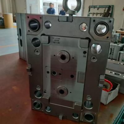Cina Iniezione su ordinazione S136 che foggia pezzo di ricambio automatico con la superficie di Paiting in vendita