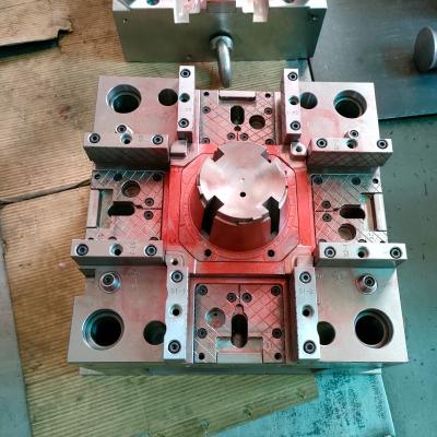Cina OEM ODM S136 Plastic Injection Mold With 10000000 Shots Life Time in vendita