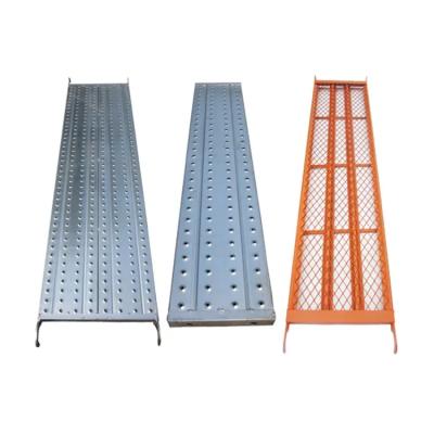 China Smooth Edge Scaffolding Plank With Customized Length And Container Packaging for sale