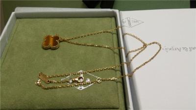 China Van Cleef & Arpels 18K Yellow Gold Necklace Alhambra Collection Necklace for sale