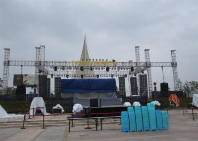 Cina Capriata di alluminio della fase della spina nera di colore con forma di Diffirent per la prestazione di concerto in vendita