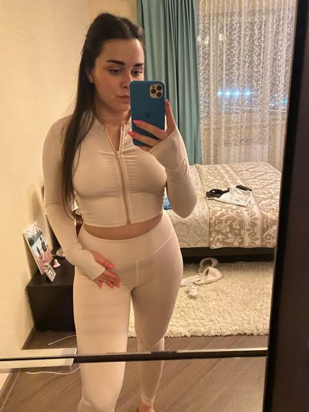 Quality Loose Fit Women's Tracksuit Long Sleeve Gym Set for Fitness Training Midi Length for sale