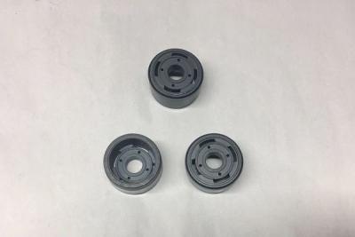 中国 唇の設計27mm Ptfeは自動車前部衝撃吸収材のためのピストンにバンドを付けた 販売のため