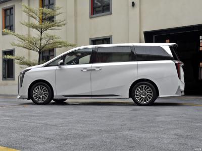 China Trump Gacchi M8 Master Series Carro a gasolina e luz diurna LED para suas necessidades à venda