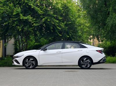 Cina 2022 Hyundai Elantra SUV Car Airbags 4 Gasoline Design Pechino-hyundai Auto in vendita