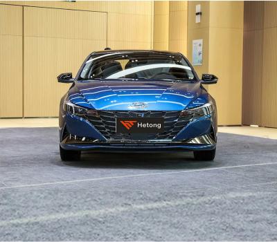 Cina Hyundai Elantra 5 posti Lussuriosa berlina a benzina per velocità elevata e prestazioni potenti in vendita