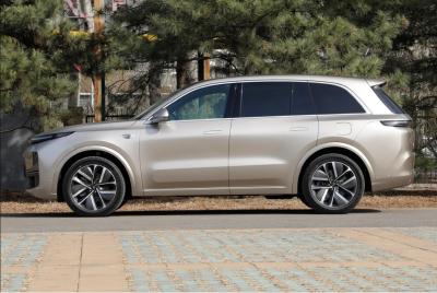 Cina 6.5h Tempo di ricarica veloce Li One L8 Max SUV elettrico con batteria al litio ternario nel 2023 in vendita