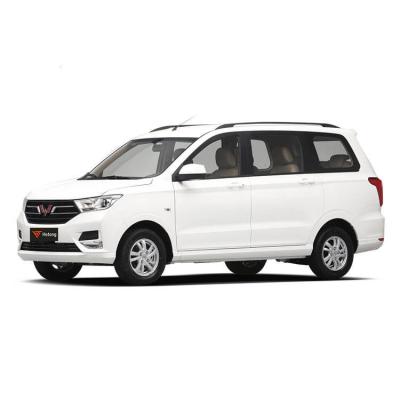 Китай Доставка LHD Wuling Glory V Микроавтобус бензиновый 1.5L Высокая скорость 100 км / ч Ручная коробка передач продается