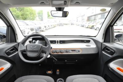Cina Wuling Hongguang Mini Ev Con Macaroni Veicolo a due scompartimenti con interno spazioso in vendita