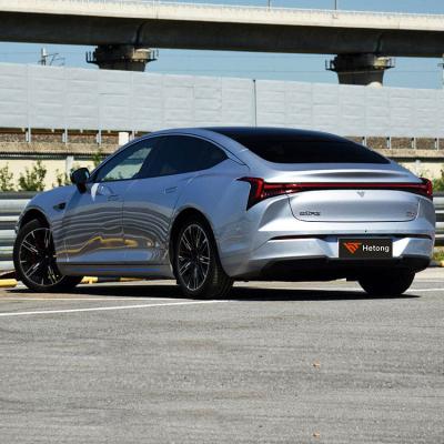 Cina Energy EV Hozon Nezha Neta S Plus 4wd 2023 1160Km di autonomia posteriore a quattro ruote motrici 5 posti in vendita