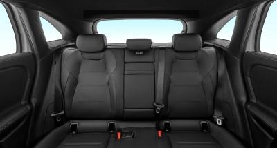 Cina Luxury Meets Efficiency Mercedes-Benz EQA 2023 SUV compatto con coppia massima di 385N.m in vendita