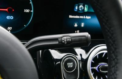 Cina Luxury Meets Efficiency Mercedes-Benz EQA 2023 SUV compatto con coppia massima di 385N.m in vendita