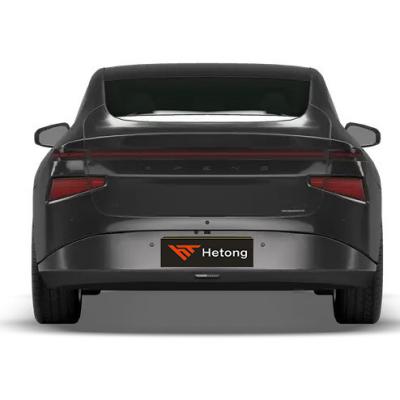 Cina 2024 Xpeng P7 5 posti 2WD Energy Car Auto con sterzo sinistro in nero/rosso/bianco in vendita